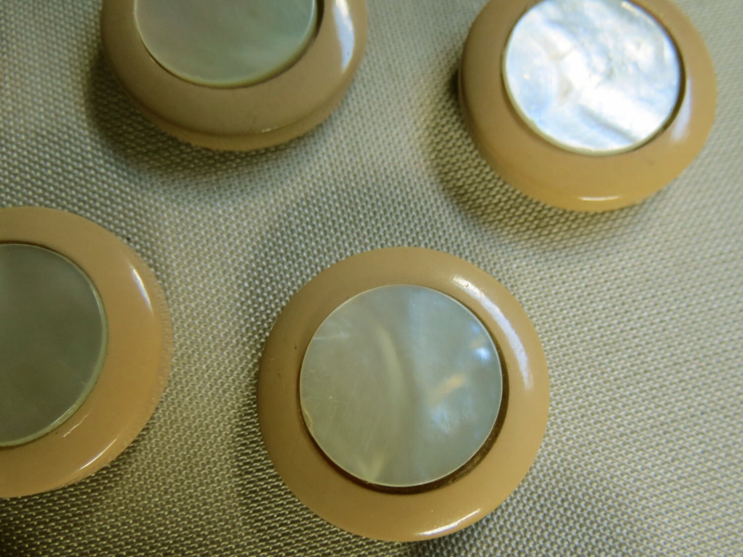 Pearl Set in Pale Tan Plastic Button Set Large Button Set of - Etsy