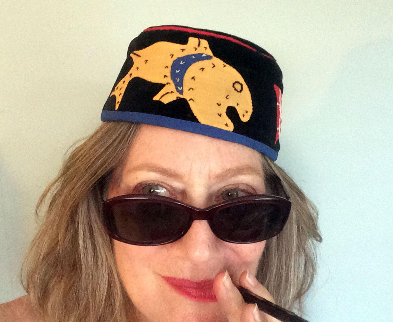 Vintage Fez Tarboosh Hat Black Velvet Fez Fish Appliqued - Etsy