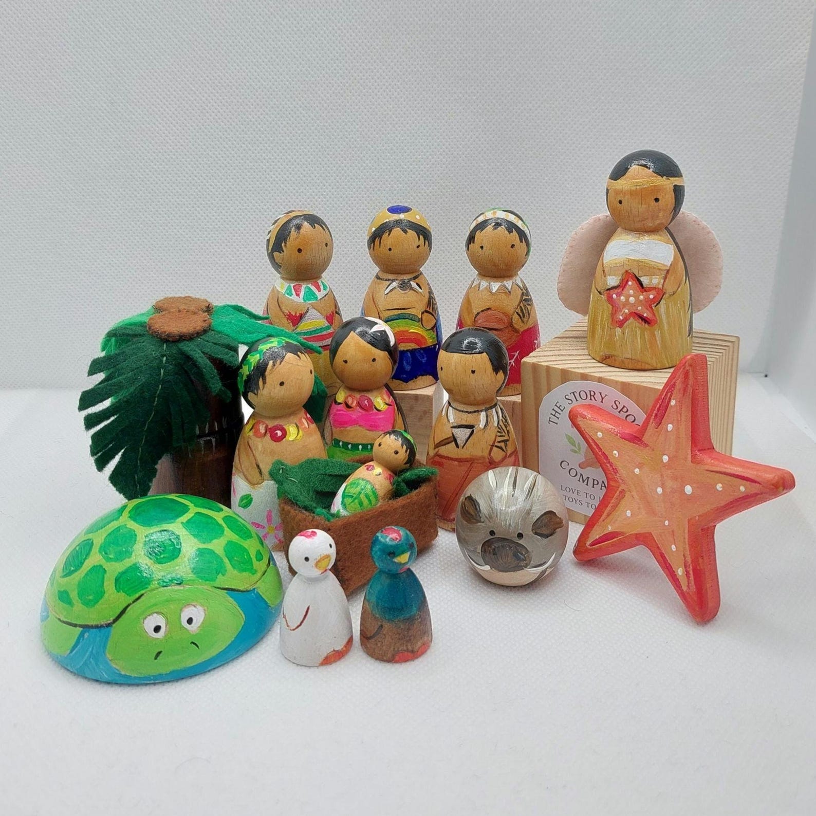 Hawaiian Nativity Set. Family. Present. Gift. Christmas. Chrstian ...