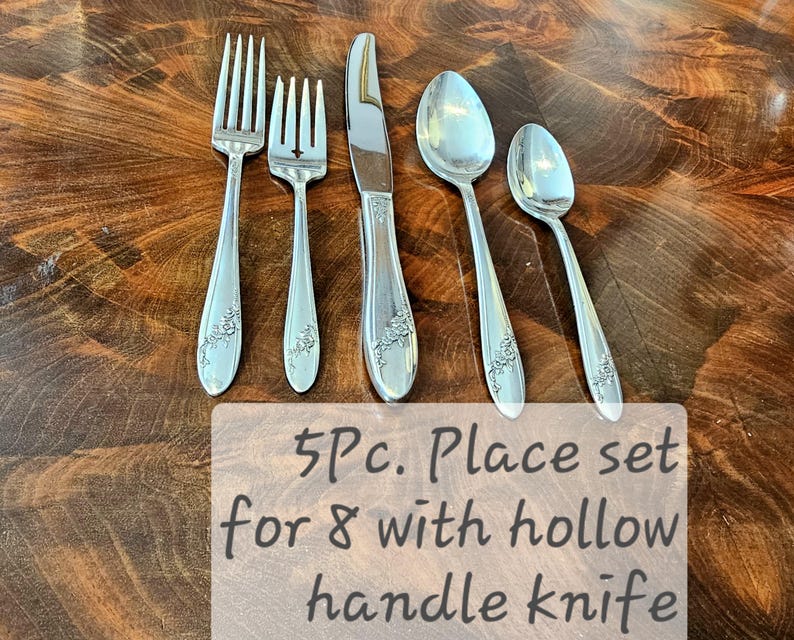 Queen Bess Vintage Silverware Sets. 1946 Pattern. Hollow Handle Dinner ...