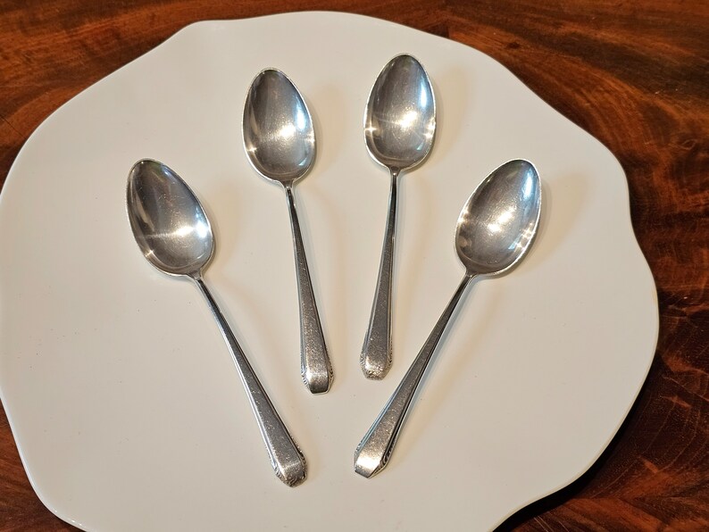 Towle Sterling Silver Cascade Flatware. Choice of Place Settings ...
