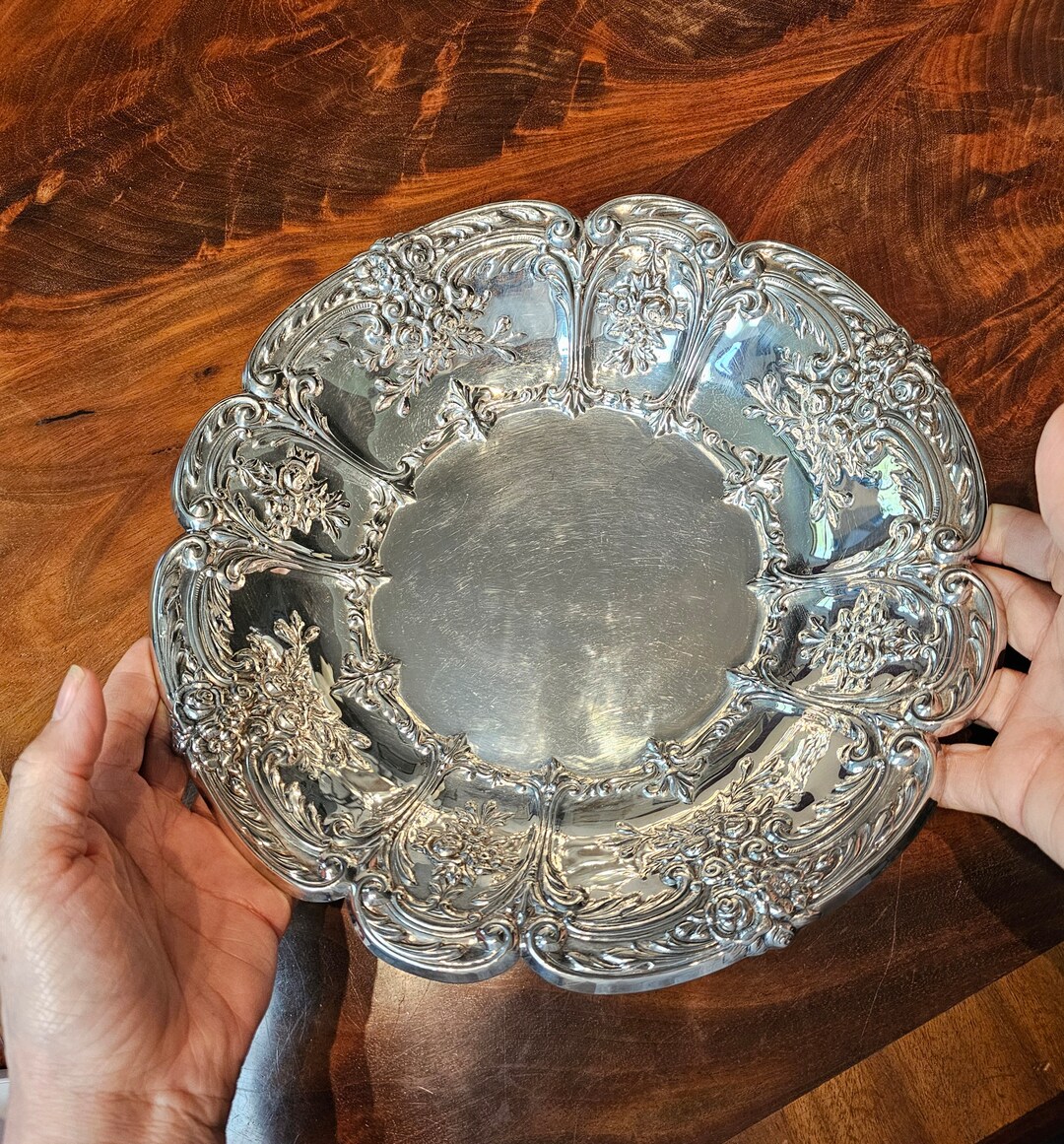 Silver Reed &barton Large Repousse Bowl. Scalloped Edge With Floral ...