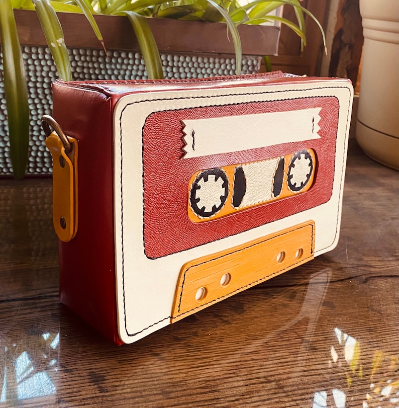 Retro Vintage Nostalgic Cassette Tape Purse in | Etsy