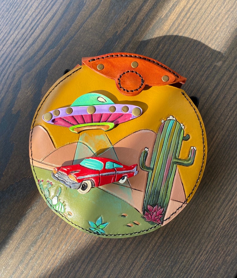 Leather Alien Abduction Desert Circle Purse With - Etsy