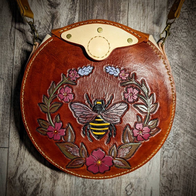Bee Purse - Etsy