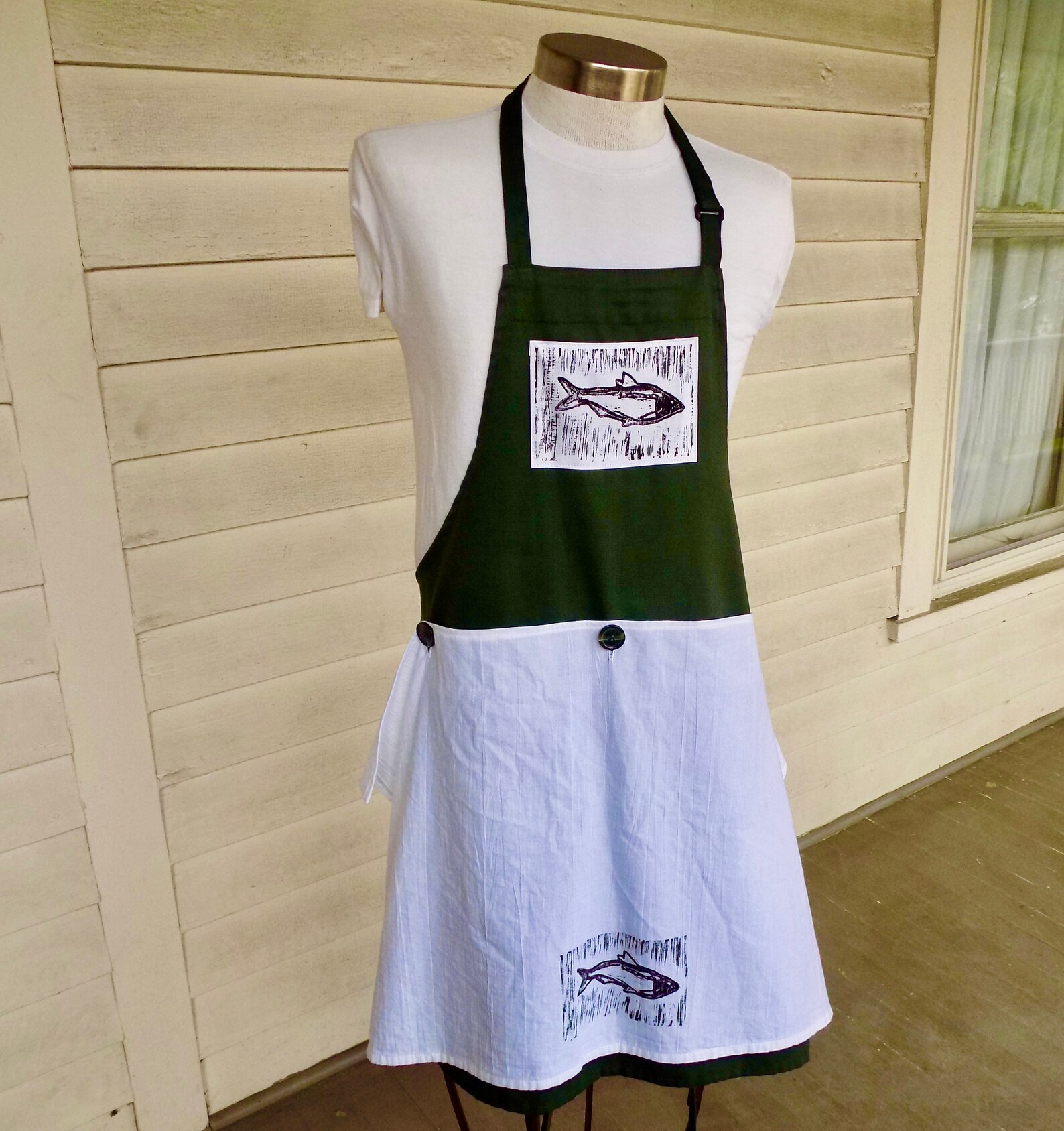 Fish Apron, Attached Towel Apron, Unisex Chefs Apron, Black Fish ...