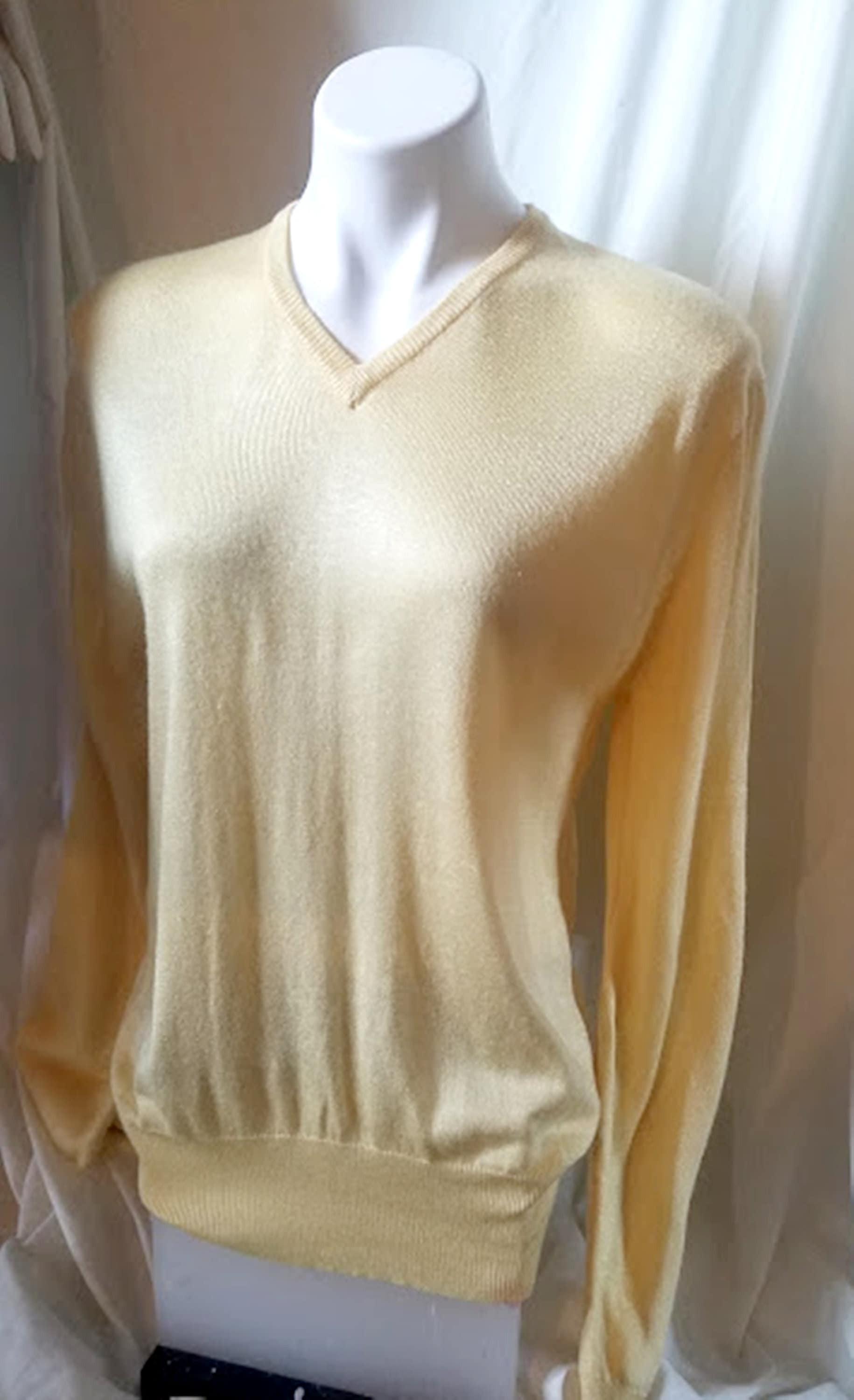 Vintage 80's Michael Jordan Sweater by Lowell Dreyfus in Yellow Silcon