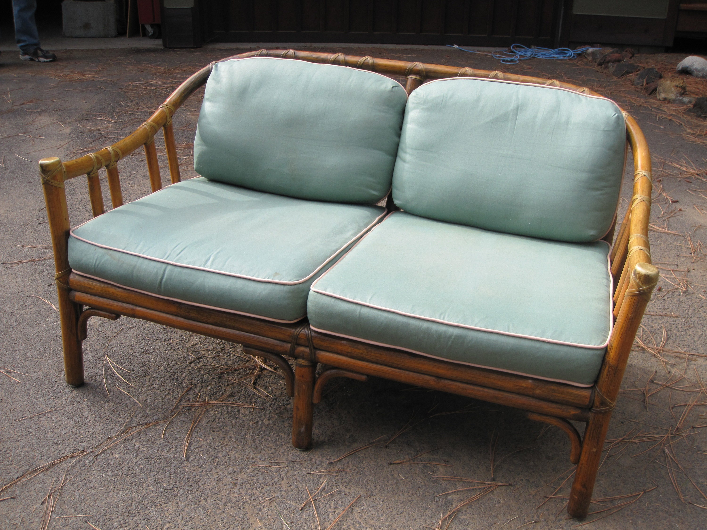 Bamboo loveseat store