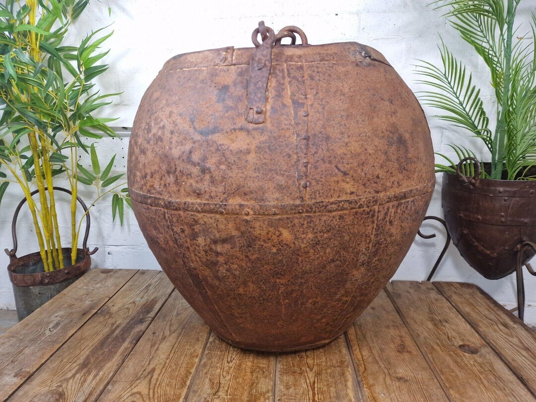 XL Large Rustic Riveted Iron Metal Well Bucket Olive Tree Garden ...