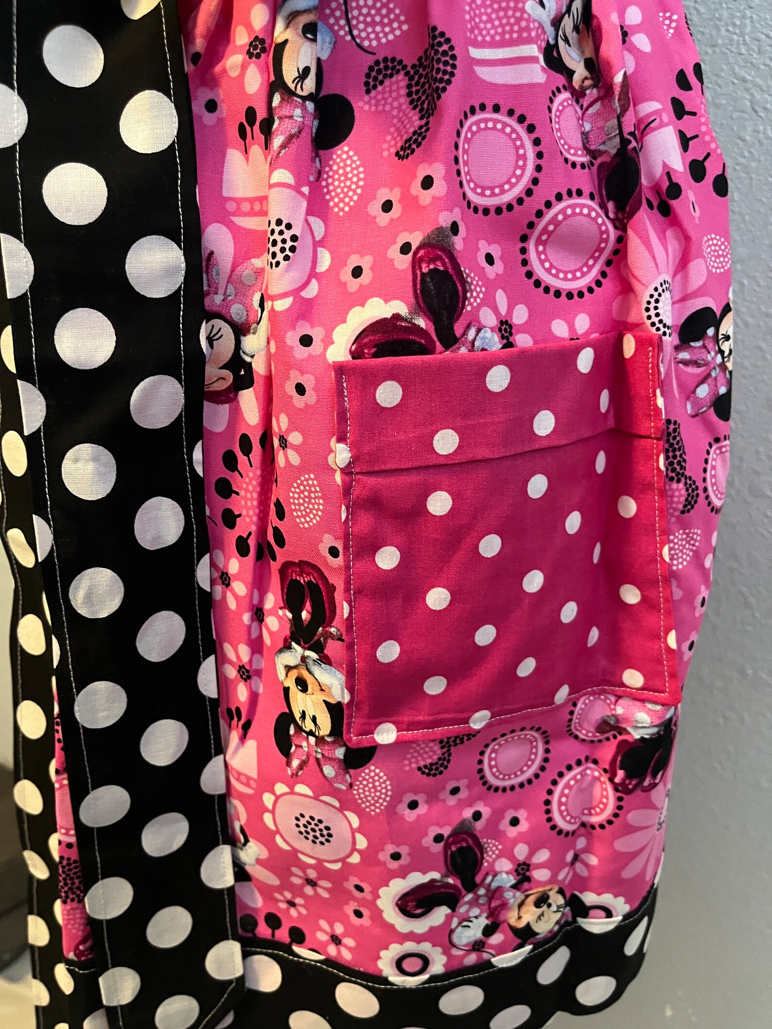 Minnie Mouse 1/2 Apron With Dots. Matching Child’s Apron Also Available ...