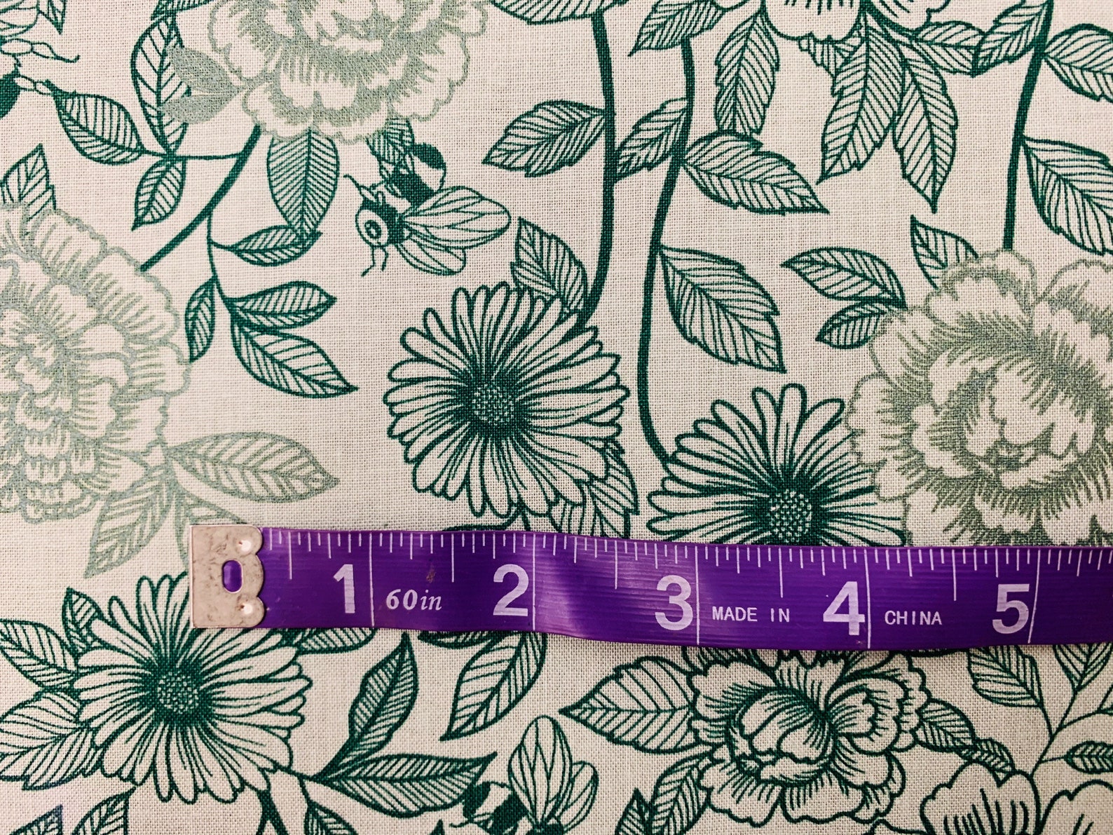 Busy Bee Fabric Novelty Fabric Spring Fabric Bee Fabric - Etsy