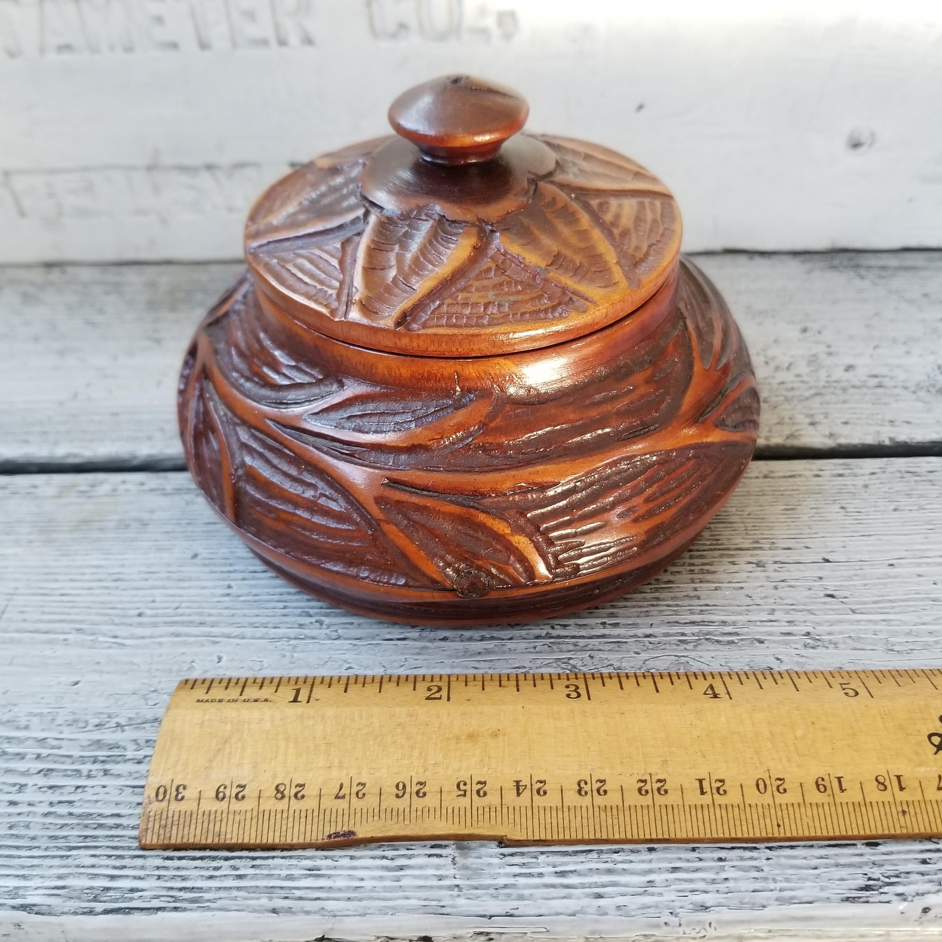 Vintage Round Wood Trinket Box Hand Carved Wood Trinket Box - Etsy