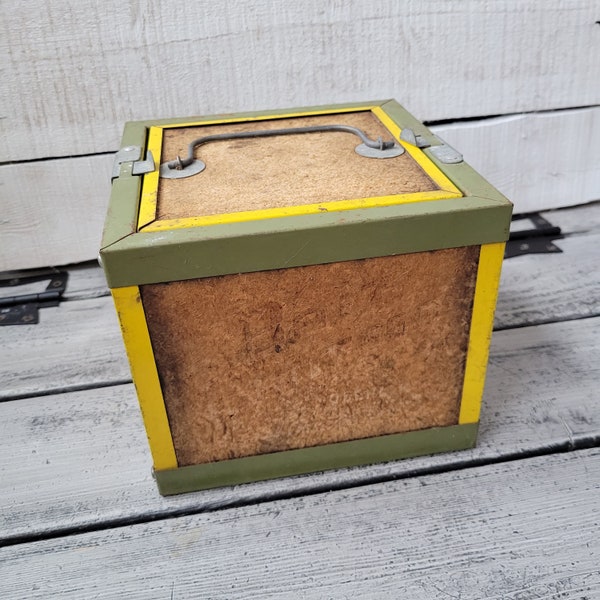 Bait Box - Etsy
