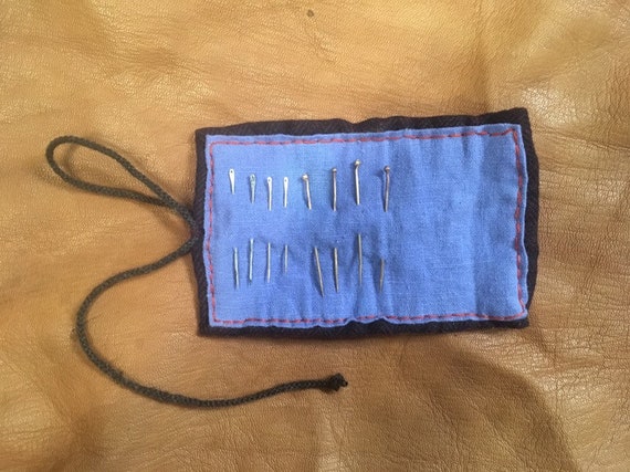 Medieval Fabric Needle Case. Historical Needle Roll with a Set | Etsy