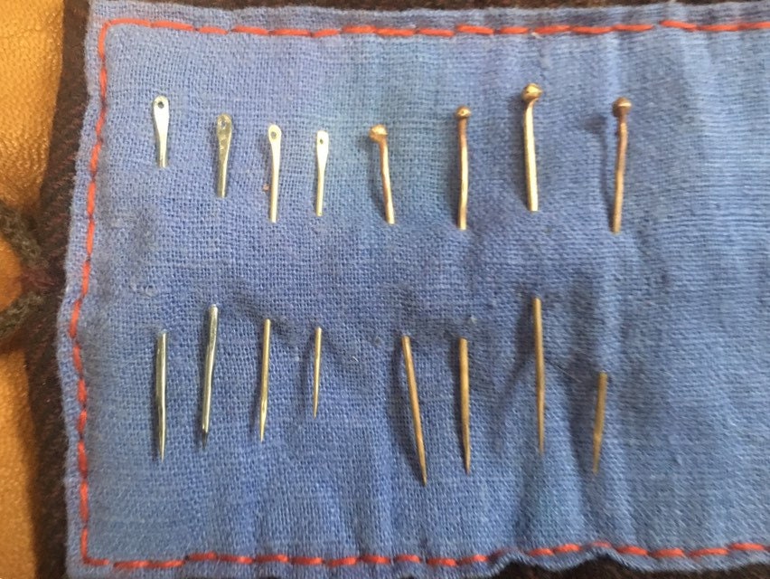 Medieval Fabric Needle Case. Historical Needle Roll with a Set | Etsy