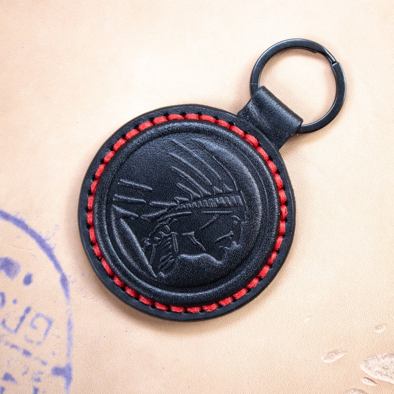 Handmade Leather Key Fob INDIAN HEAD Black and Red - Etsy