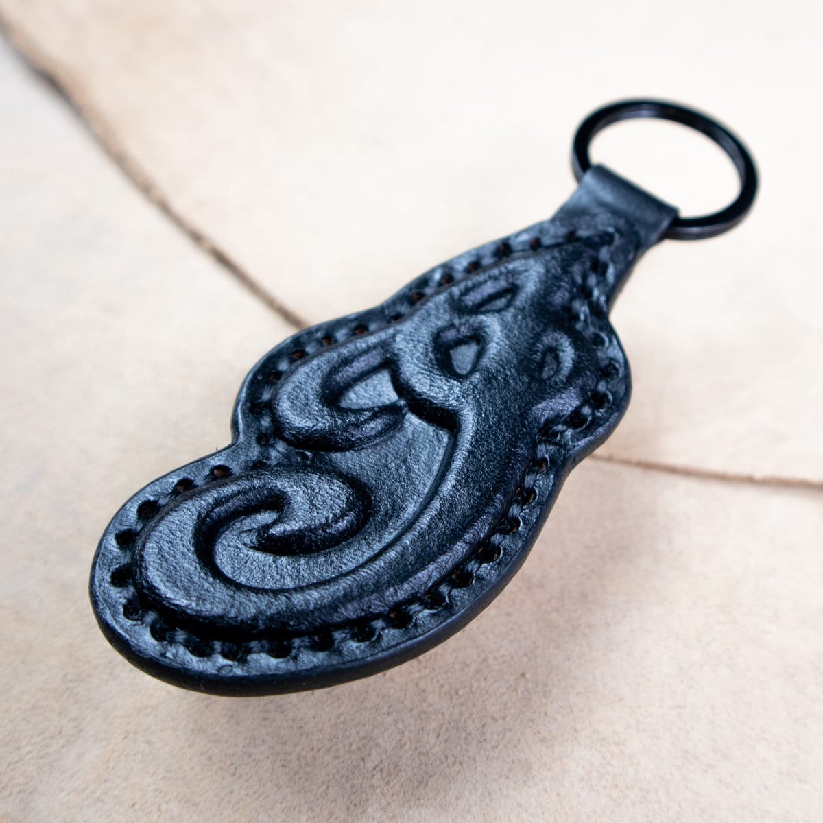 Handmade leather key fob INDIAN J all BLACK | Etsy