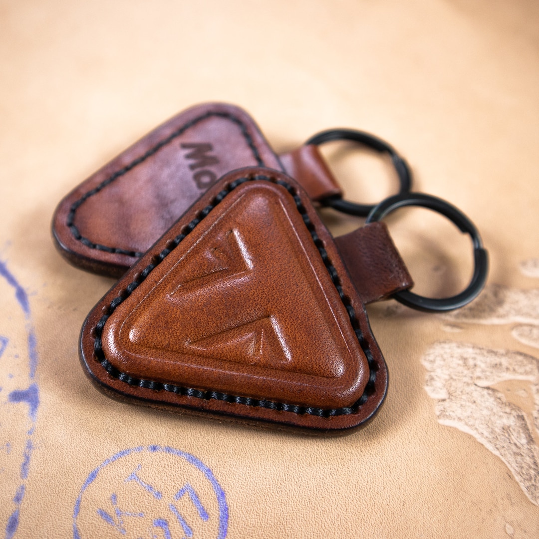 Handmade Leather Key Holder Keychain Personalised Leather Gift UNION ...