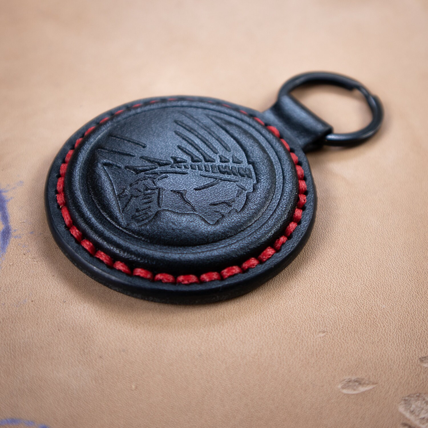 Handmade Leather Key Fob INDIAN HEAD Black and Red - Etsy