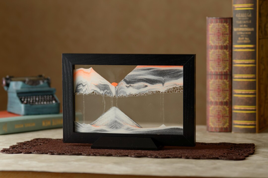 Silhouette GLOWBEE BLACK Original Moving Sand Art Picture by KB the ...