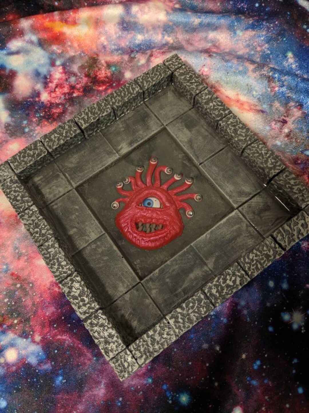 Gaming Dice Tray - Lurking Beholder - Etsy