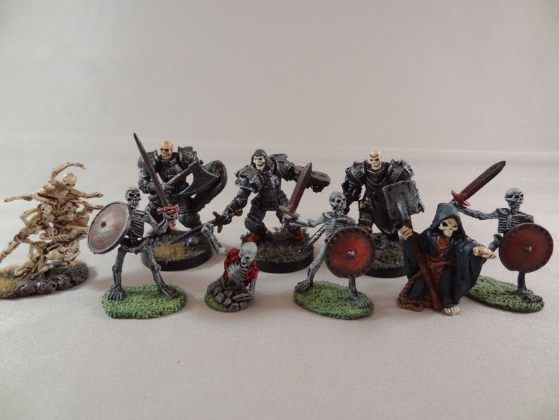 Painted Undead Miniatures (from the 'reaper Miniatures', 'reaper Bones ...