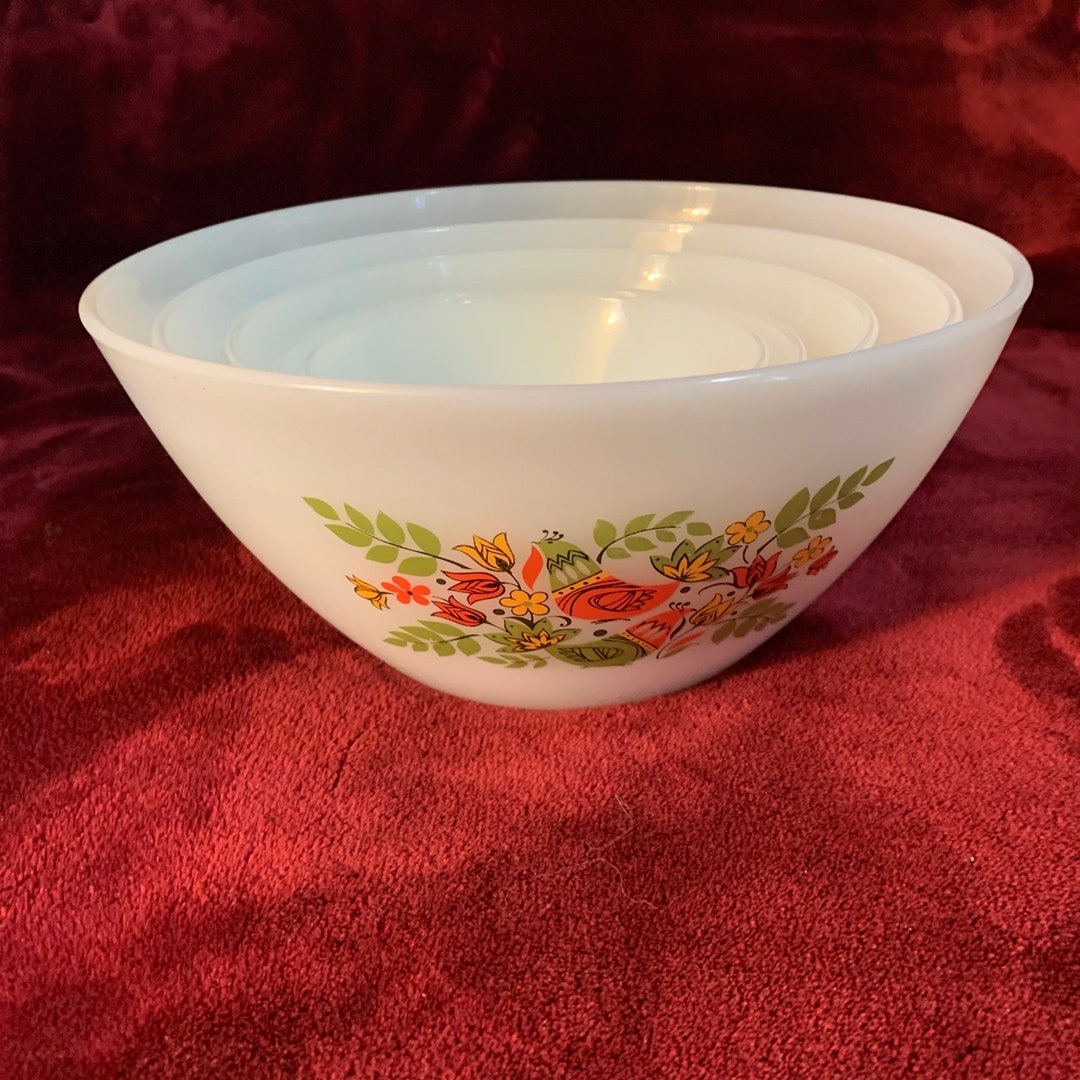 Set of 5 Arcopal France Bowls - Etsy