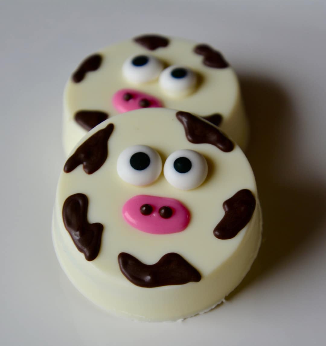 Chocolate Cow Favors (12), Cow Cookies, Cow Chocolates, Farm Party ...