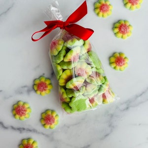 Gummies, Gummy Flowers, Gummy Candy, Candy Box, Candy Cart, Candy Jar ...