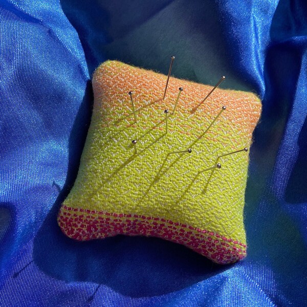Square Pincushion - Etsy