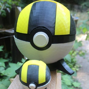 Large 3D Printed Pokeballs - Etsy