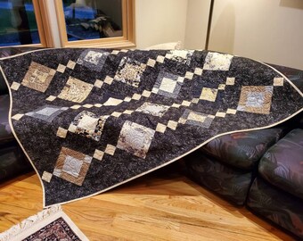 Black and Tan Quilt - Etsy