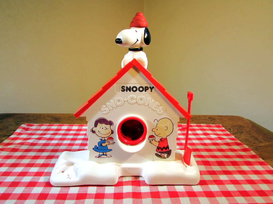 Snoopy Sno-cone Machine, Vintage Toy - Etsy