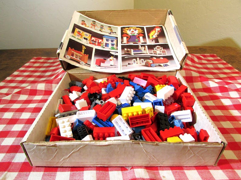 Set of Loc Bloc 250 Building Blocks, 1970s Toy Interlocking Plastic ...