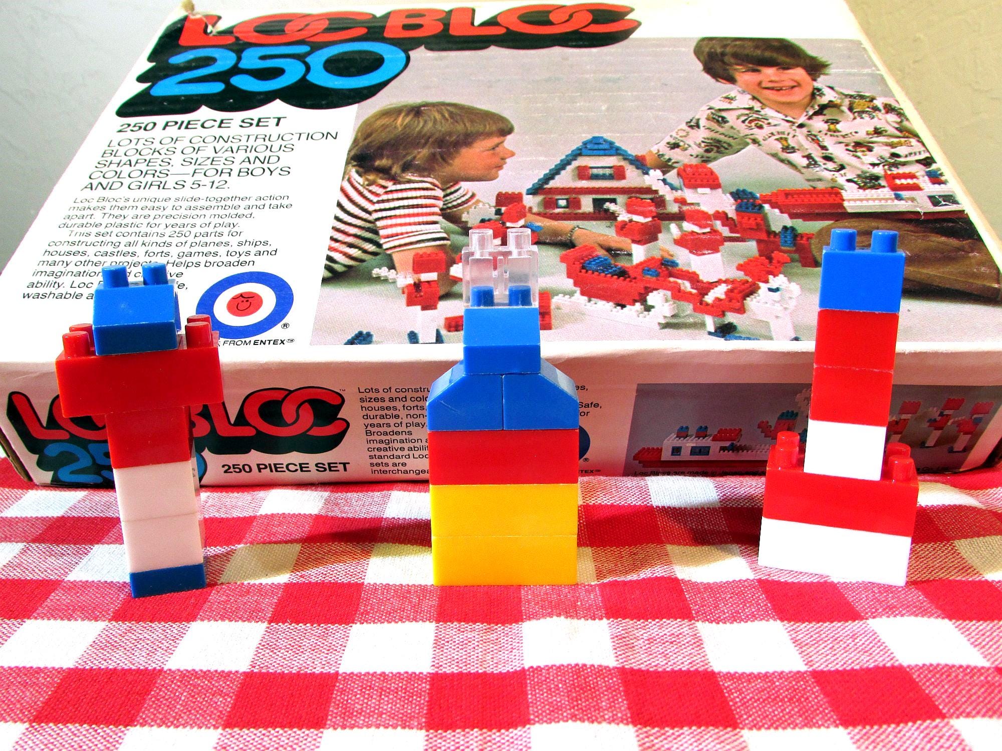Set of Loc Bloc 250 Building Blocks, 1970s Toy Interlocking Plastic ...