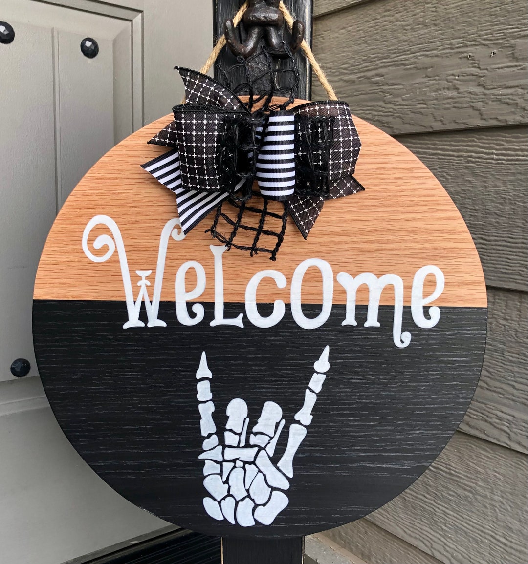 Halloween Sign, Halloween Welcome Sign, Welcome Door Hanger, Skelton ...