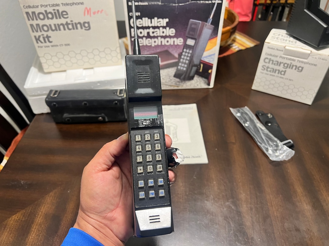 Vintage CT-301 Cellular Phone From Radio Shack in Original Box ...