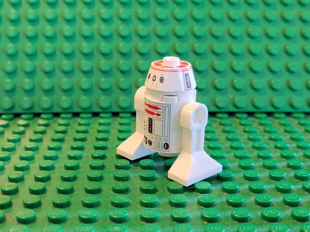 LEGO R5-D8 / R5-D4 Minifigure From X-wing Starfighter Set 9493 ...