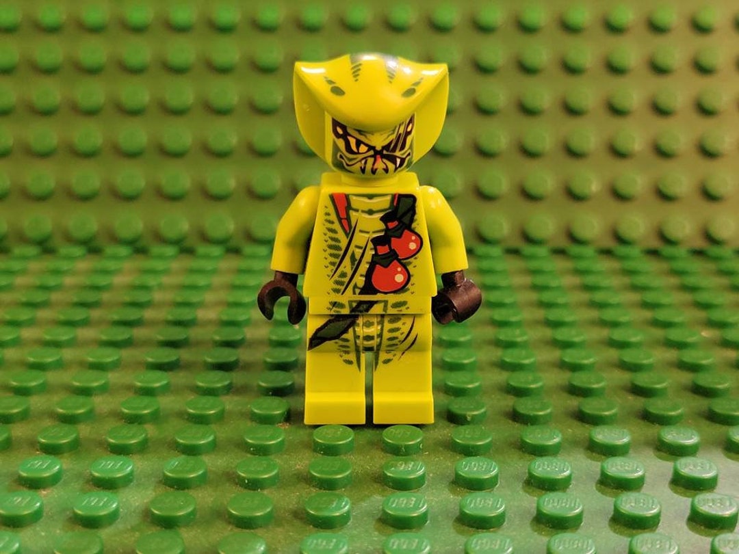 LEGO Ninjago Lasha Minifigure From Lasha's Bite Cycle Set 9447 EB1 - Etsy