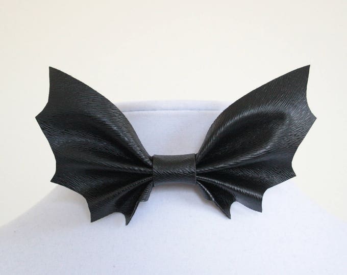 Batman Bowtie Black Textured Faux Leather Batman Bow Tie Bat Bow Tie ...