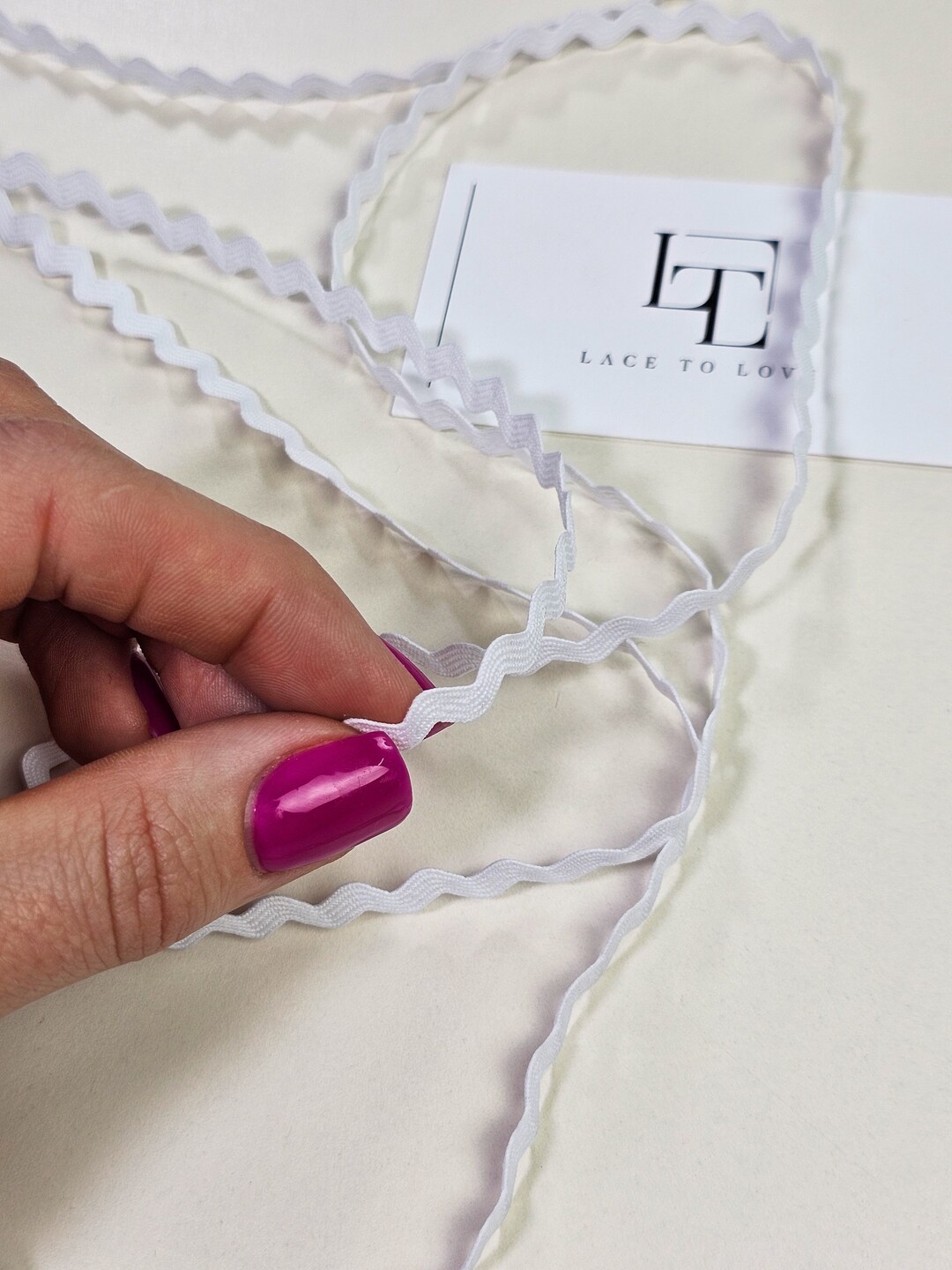 White Rick Rack Ribbon, 0.9 Cm/0.35 Inches Wide, Pure White Jumbo Ric ...