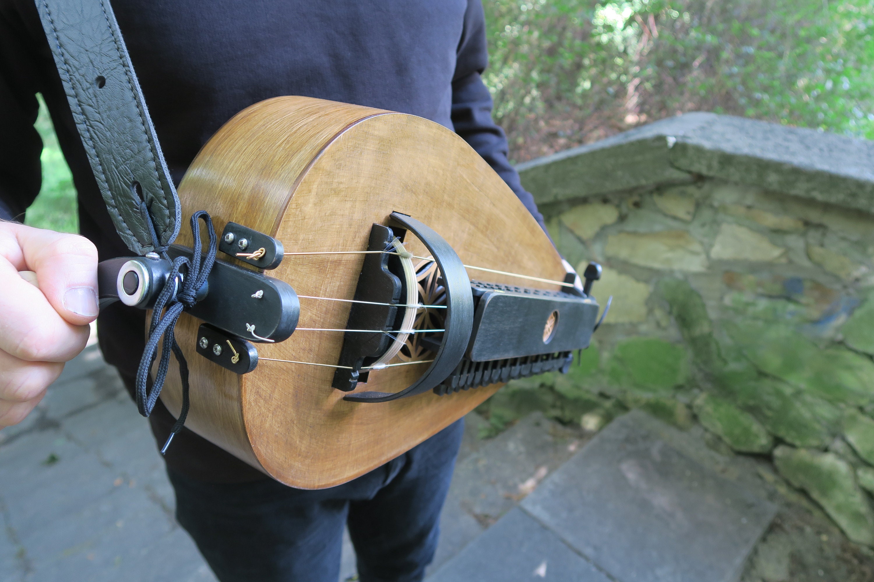 Tear Shaped Dusty Light Brown Hurdy Gurdy / Wheel Lyre / - Etsy