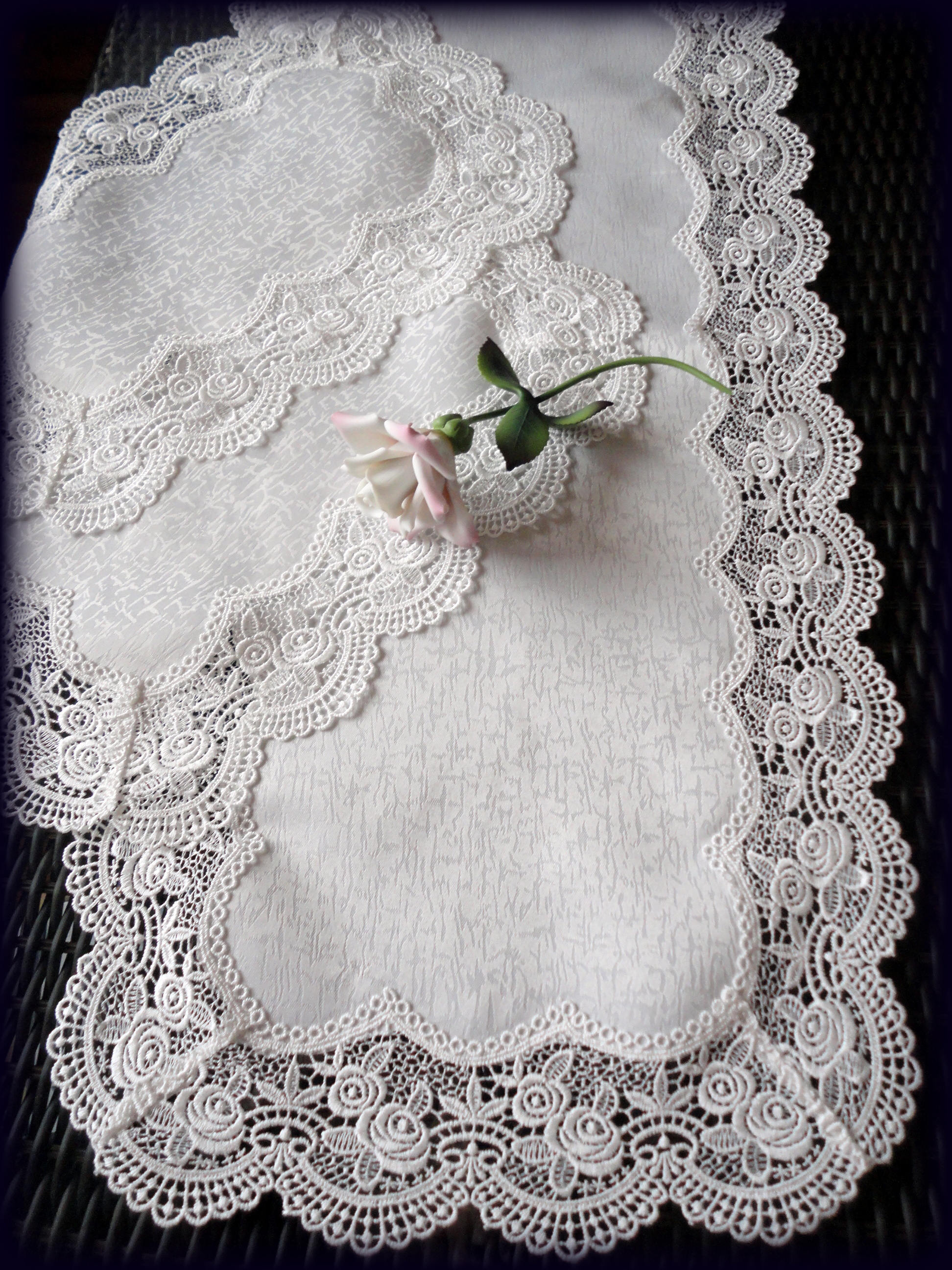 54" X 16" Rose Lace Dresser Scarf PLUS Two Place Mats Doilies ...