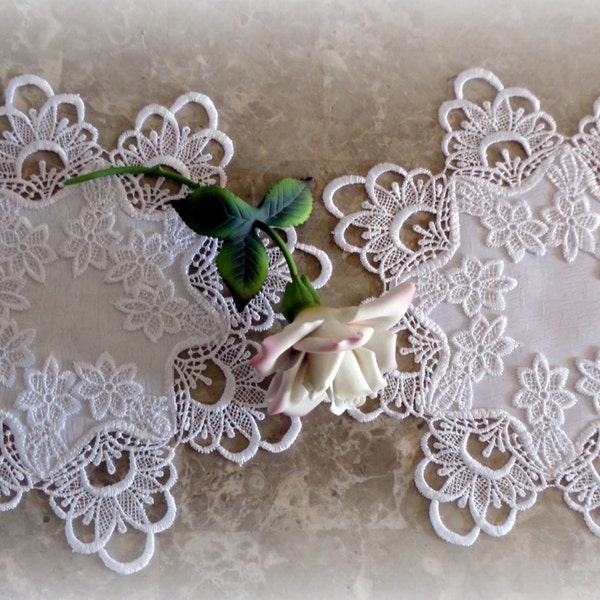 White Lace Doilies - Etsy