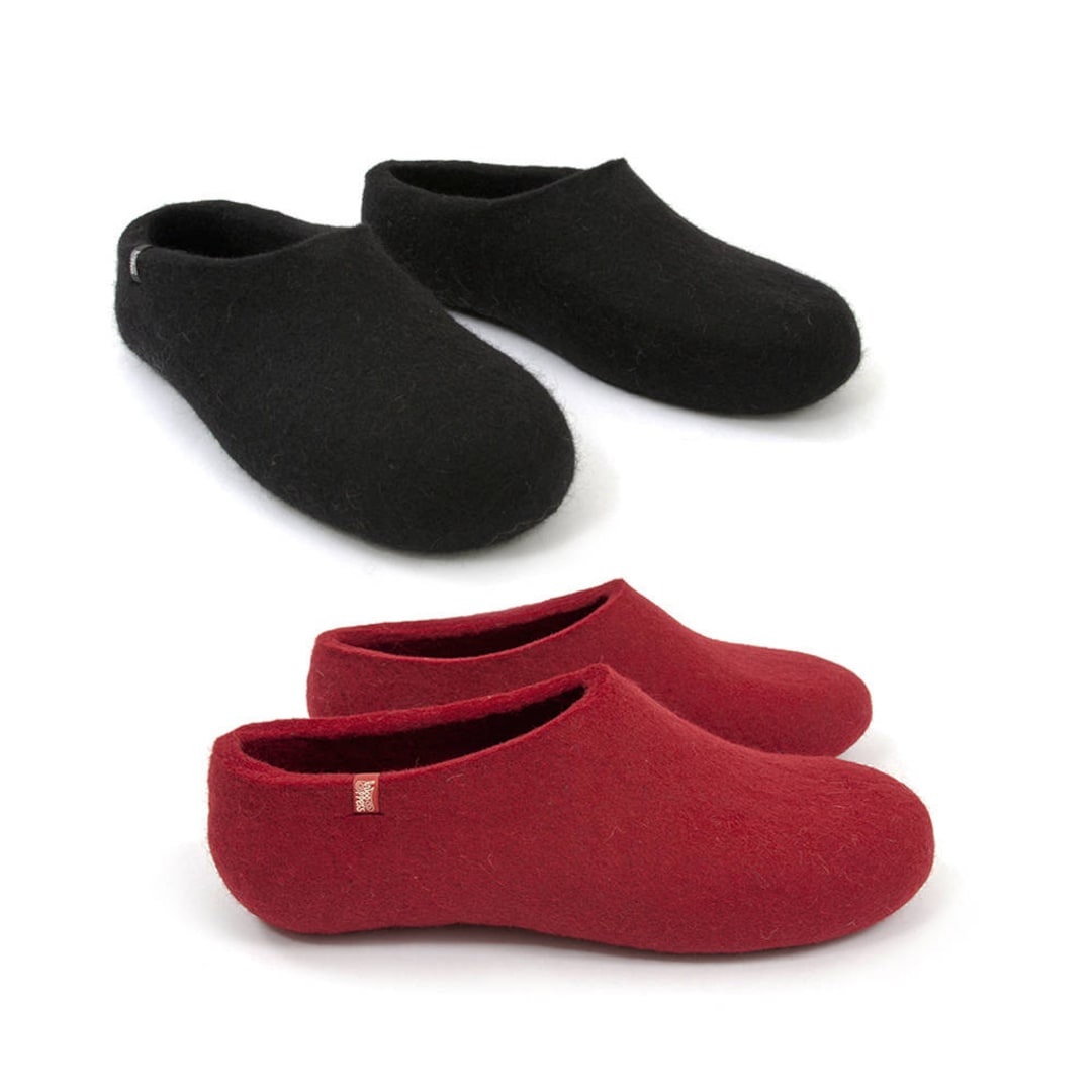 Men's Felt Wool Slippers, Black Slippers or Dark Red Slippers, Minimal ...