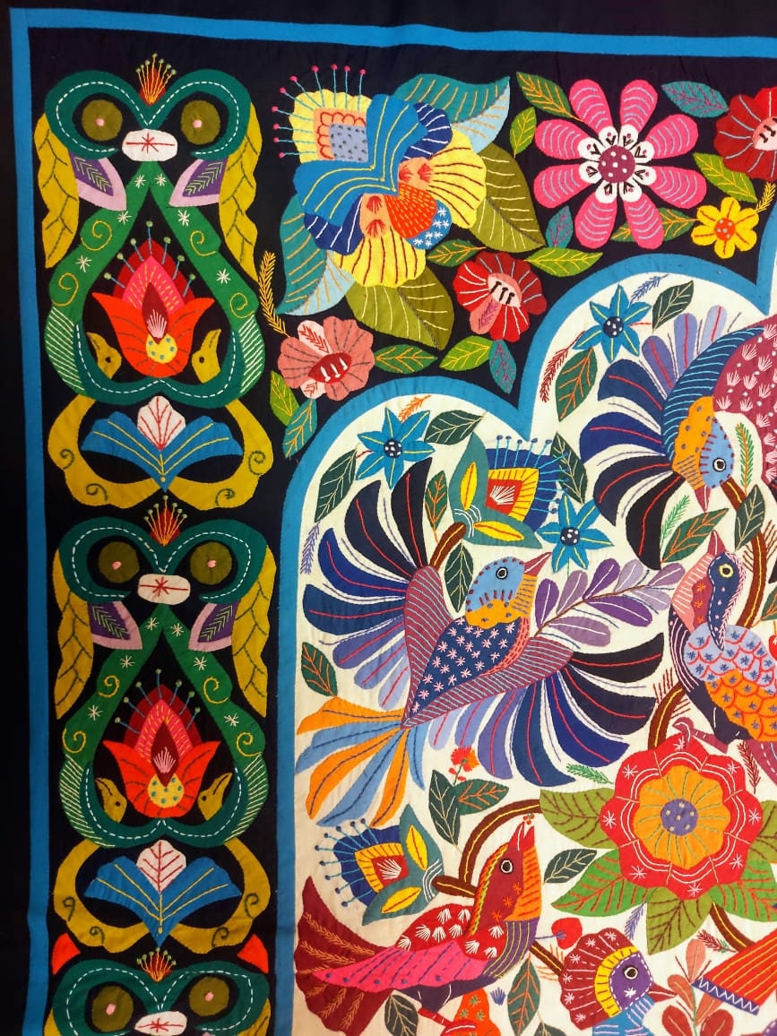 Esam Ali is Showing New Gate of Birds and Fishes, Multi Colors and Very High Level of Hand ...