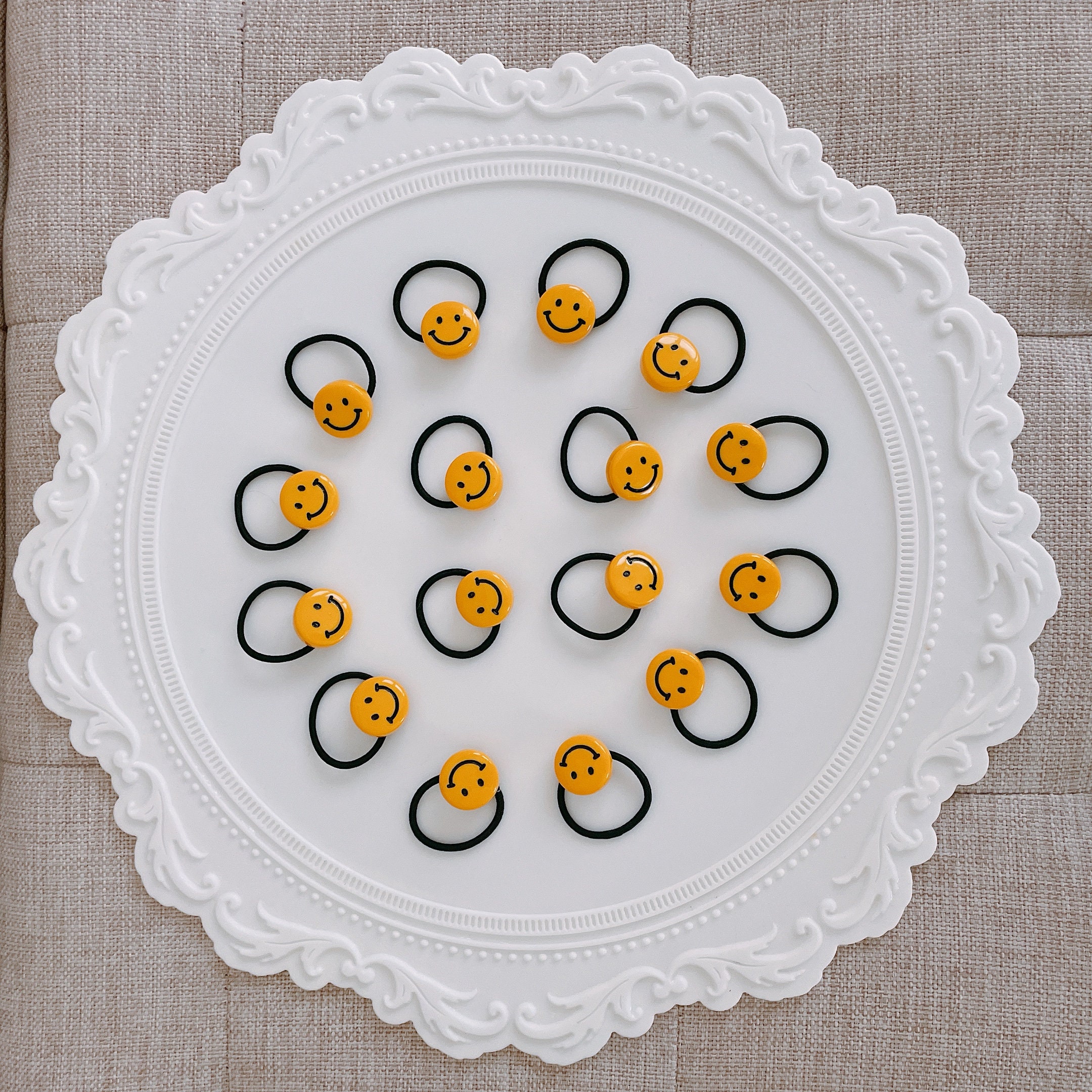 Smiley Face Hair Accessaries, Ponytail Holder, Perfect Gift for Your ...