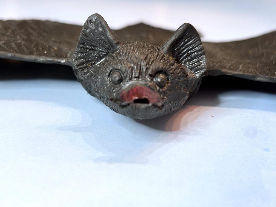 Vintage 1980's Halloween Rubber Bat With Suction Cups and Squeaker 15 1 ...