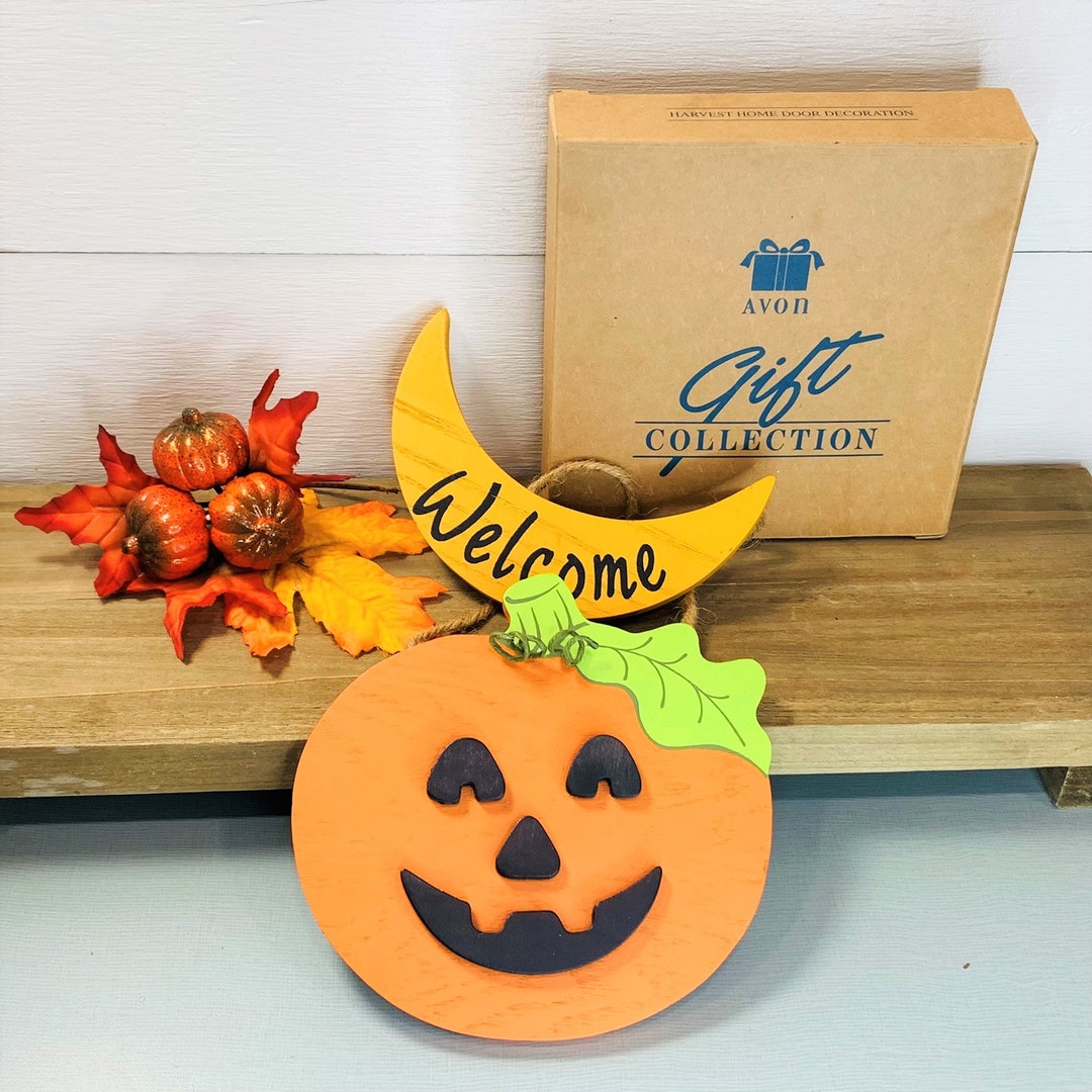 Avon Hanging Wooden Welcome Pumpkin and Moon Harvest Home Door ...