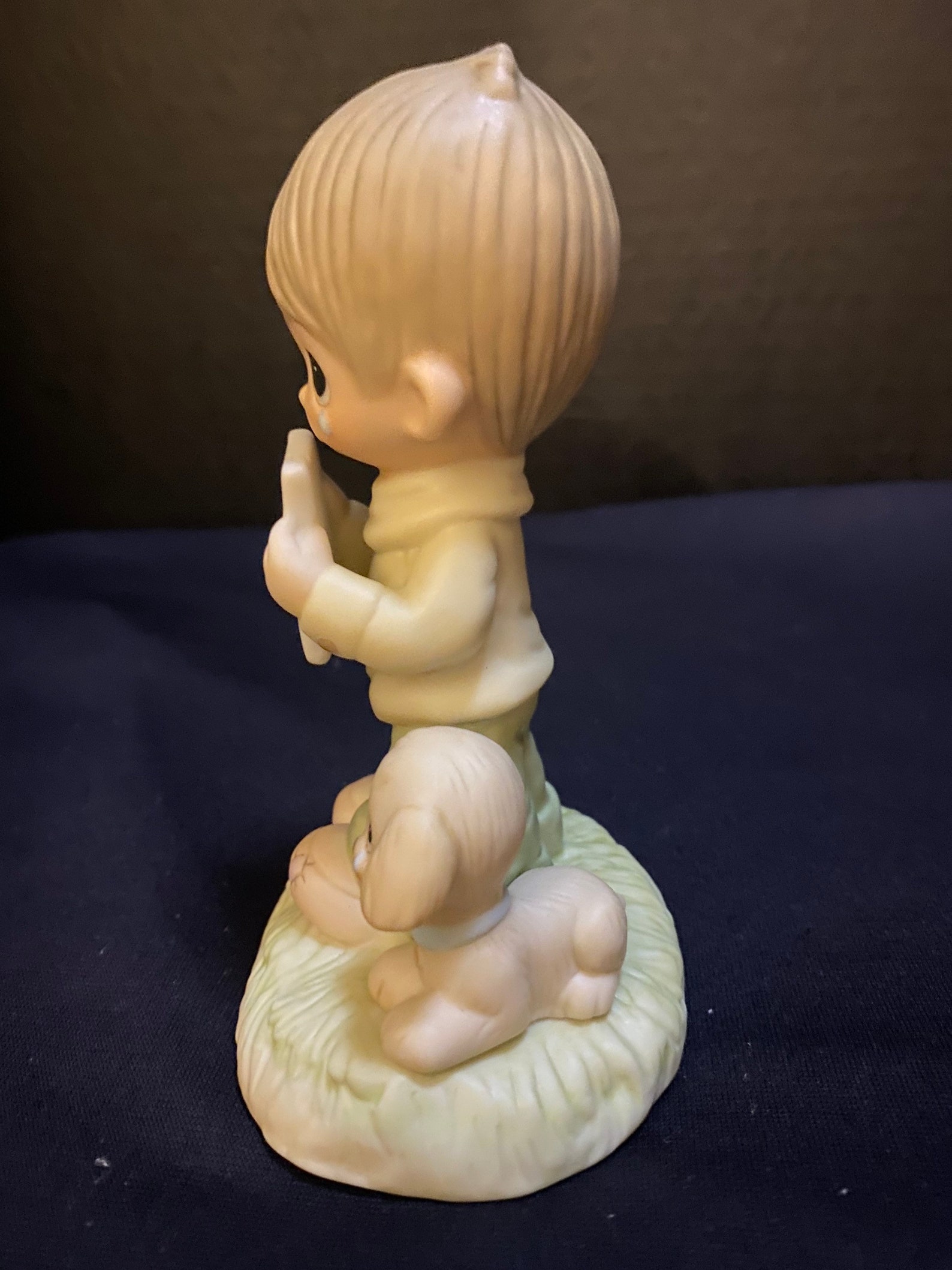 2001 Precious Moments Figurine god Understands - Etsy